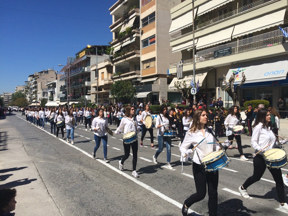 ΝΕΑ ΣΜΥΡΝΗ: Η παρέλαση της 25ης Μαρτίου – τα ΕΠΙΚΑΙΡΑ