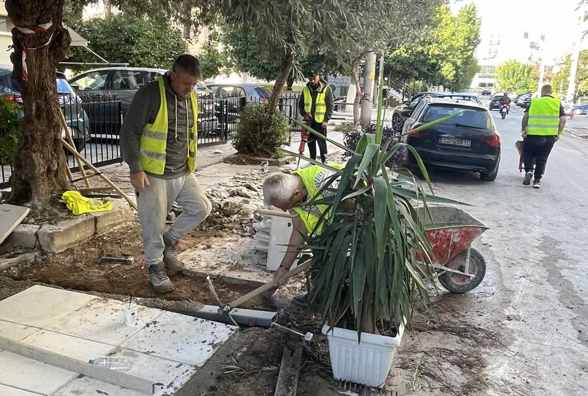 ΝΕΑ ΣΜΥΡΝΗ: Ξεκίνησε στην περιοχή Αγίων Αναργύρων η αποκατάσταση των ...